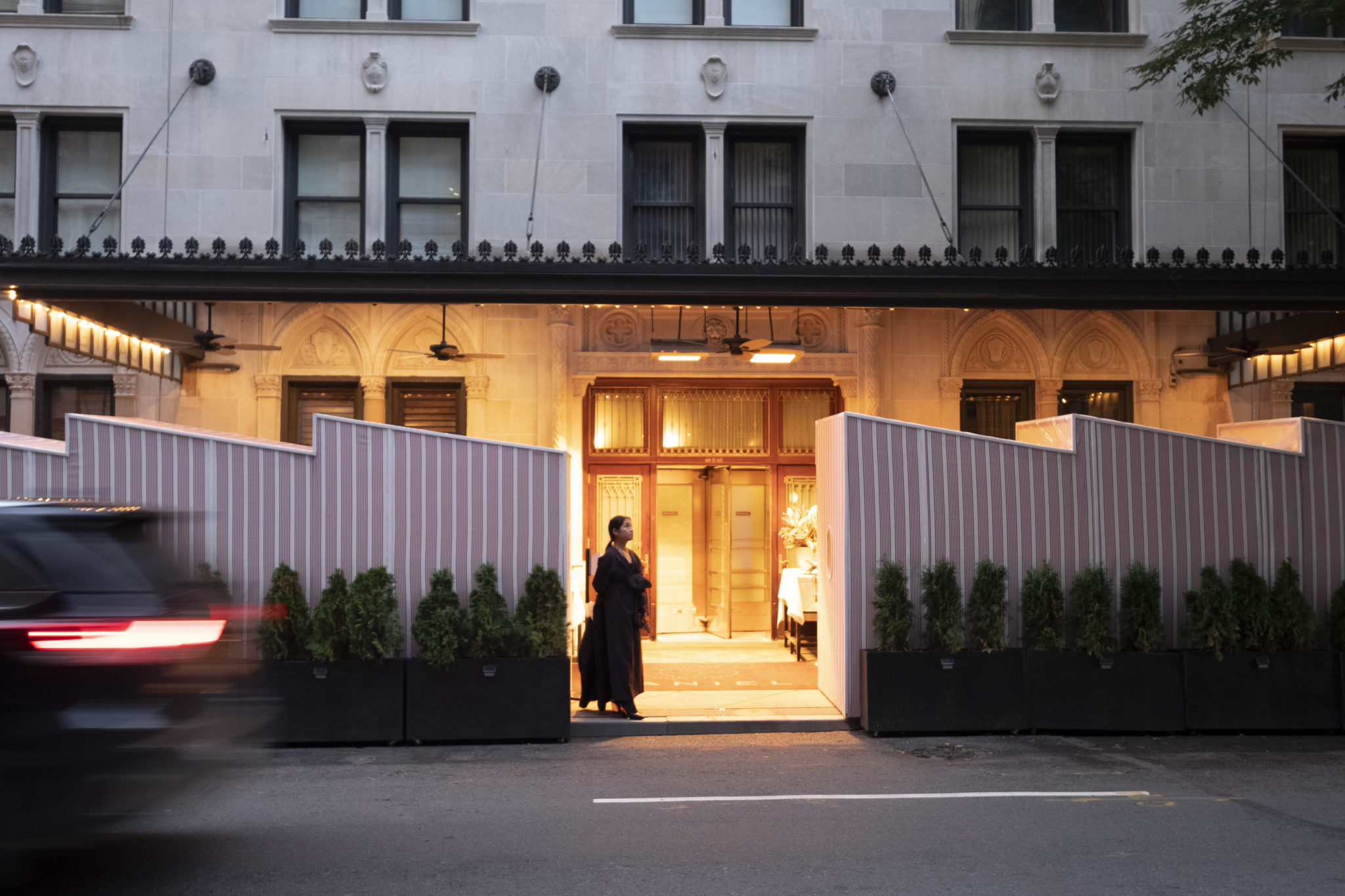 How Stephanie Goto Transformed Outdoor Dining | Sutherland Furniture