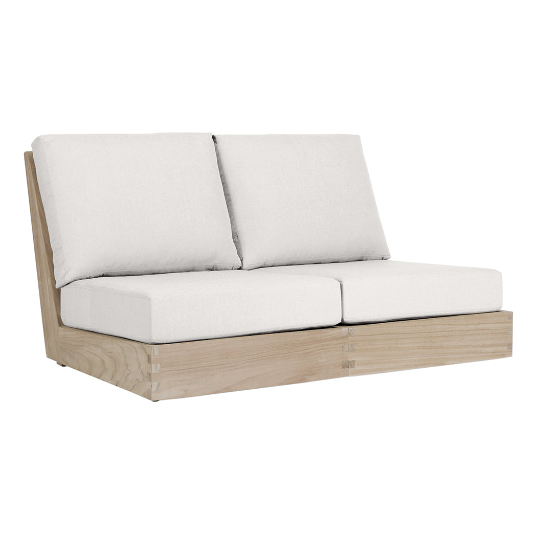 Poolside | Sutherland Furniture