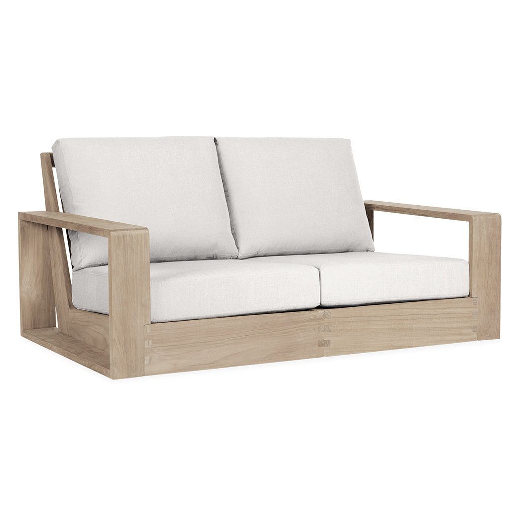 Poolside | Sutherland Furniture