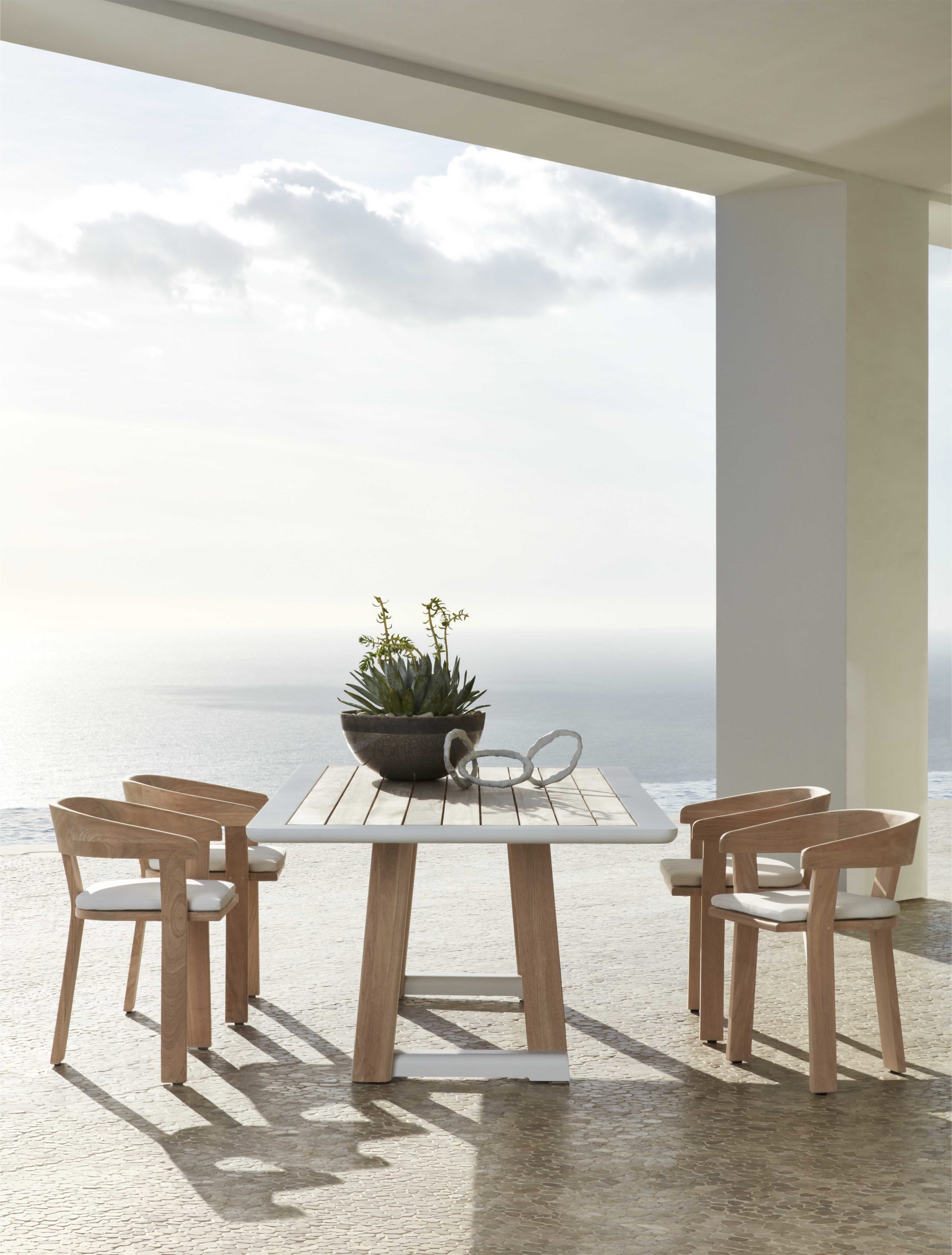 Spin Dining Arm Chair | Sutherland Furniture