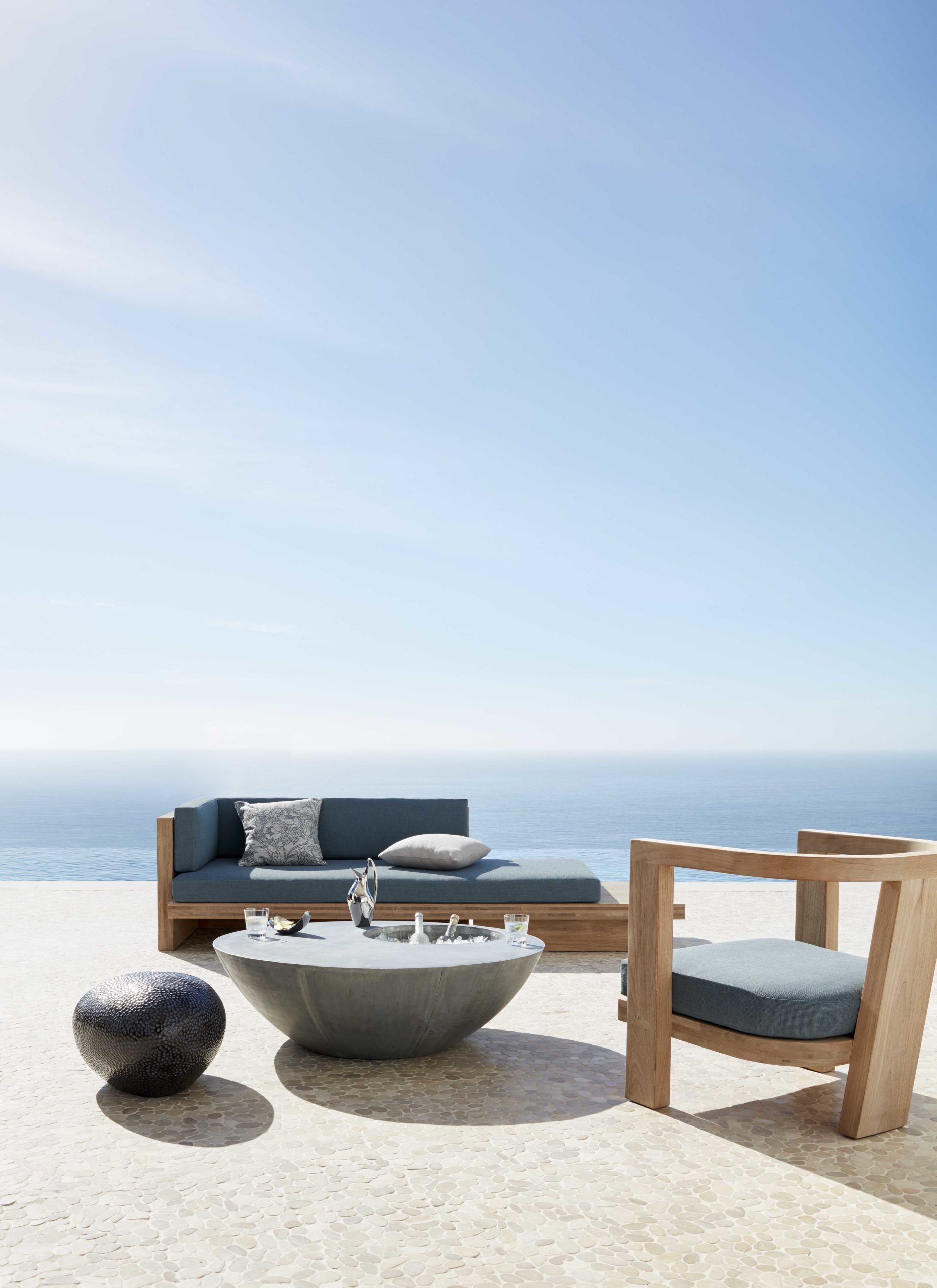 Cubist Cool Table | Sutherland Furniture