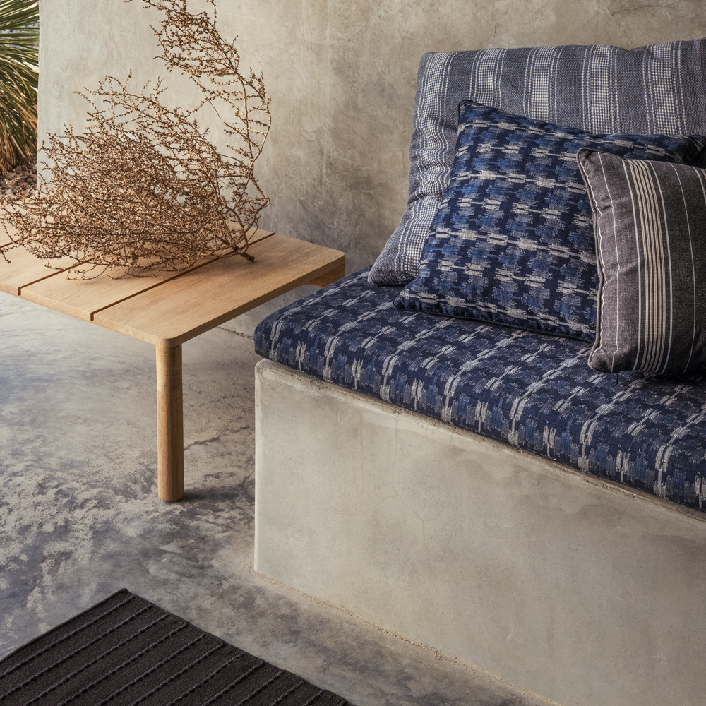 Franck Side Table | Sutherland Furniture