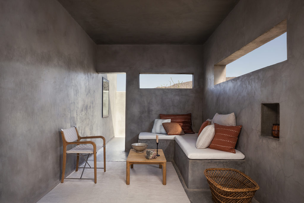 Franck Side Table | Sutherland Furniture