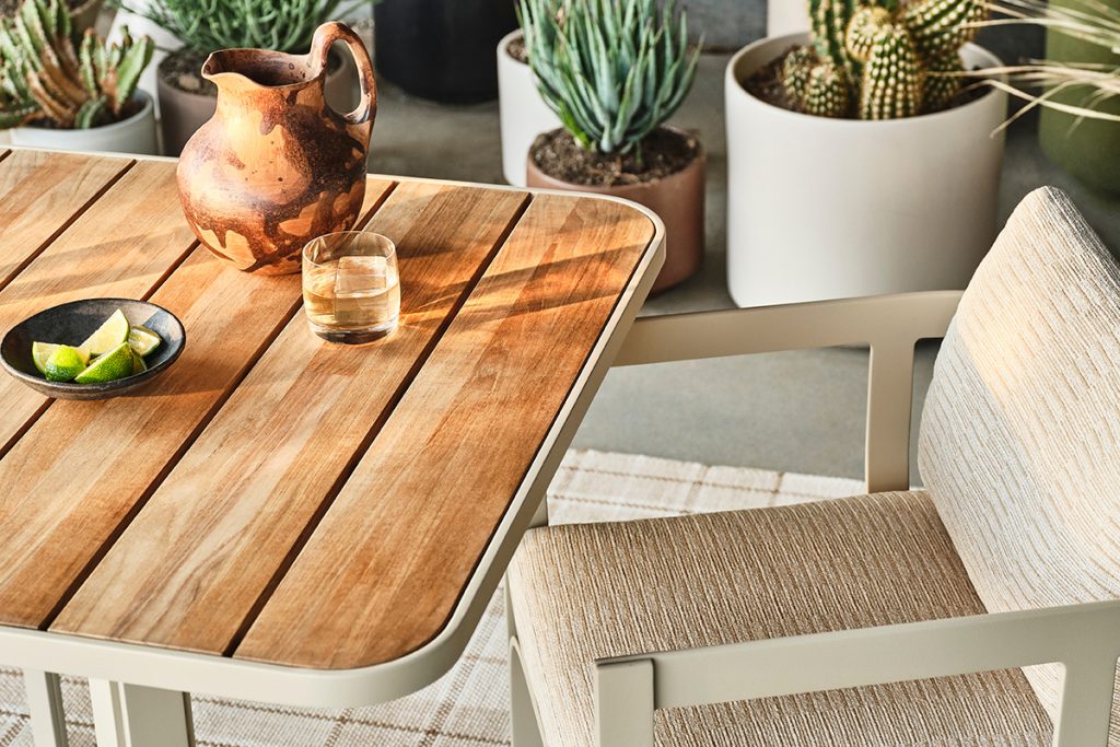 Crescent Square Bistro Table | Sutherland Furniture