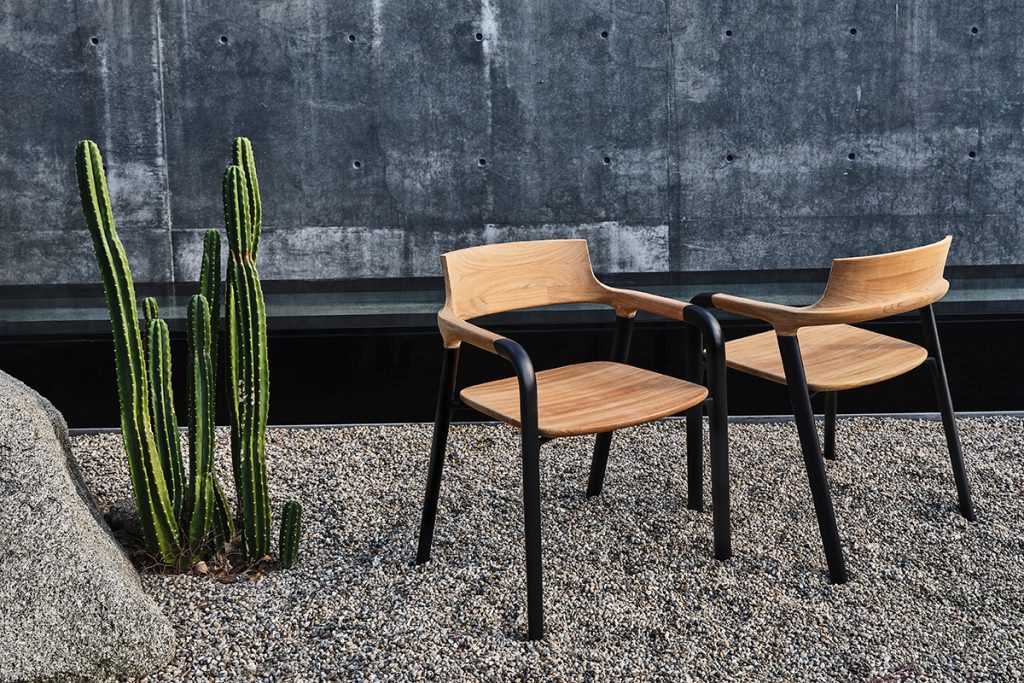Monaco II Dining Arm Chair In Aluminum | Sutherland Furniture