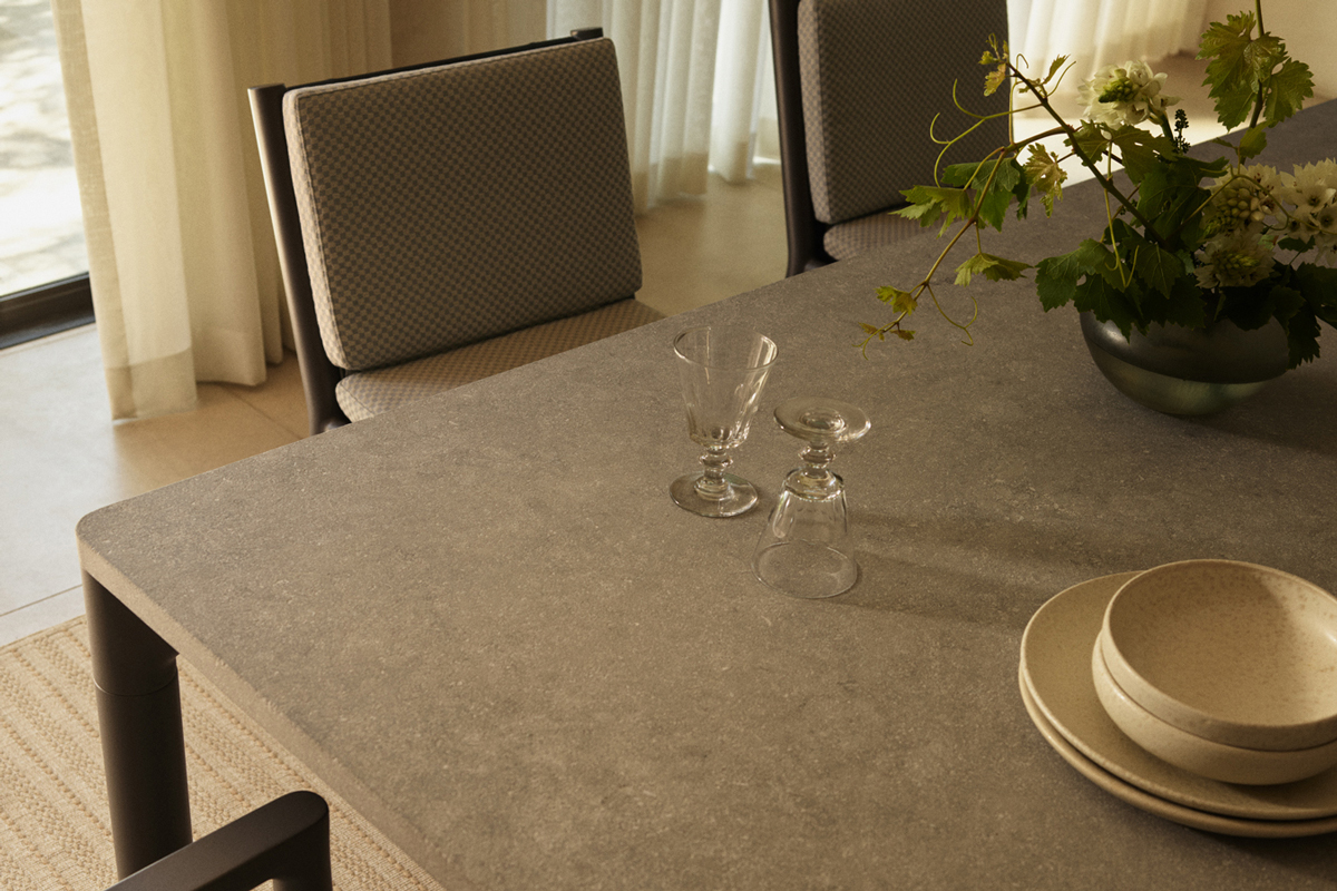 Franck Aluminum Rect. Dining Table With Stone | Sutherland Furniture